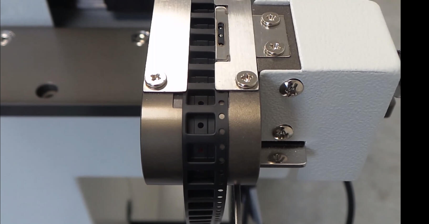 In-line Automatic taping machine